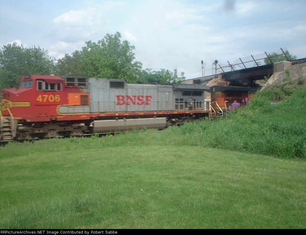 BNSF 4706